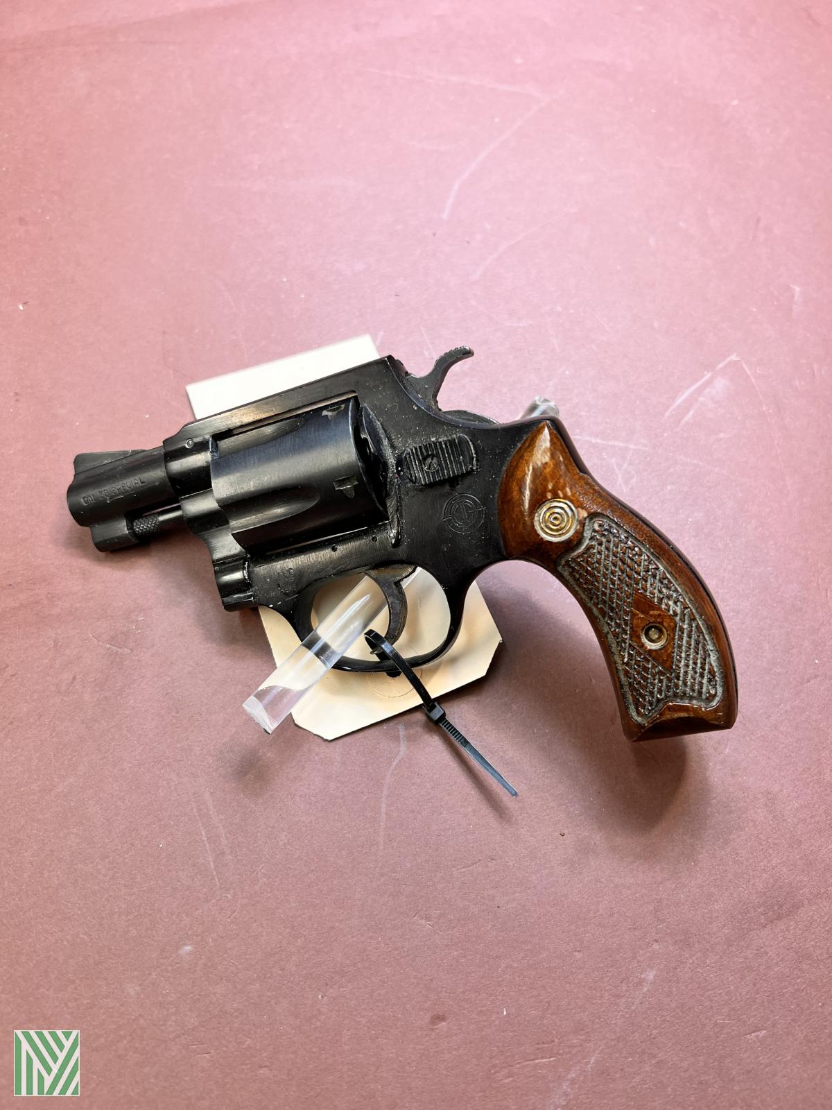 Mega Konvolut 10 Revolver .38 Special Rossi, S&W, Weihrauch - eGun