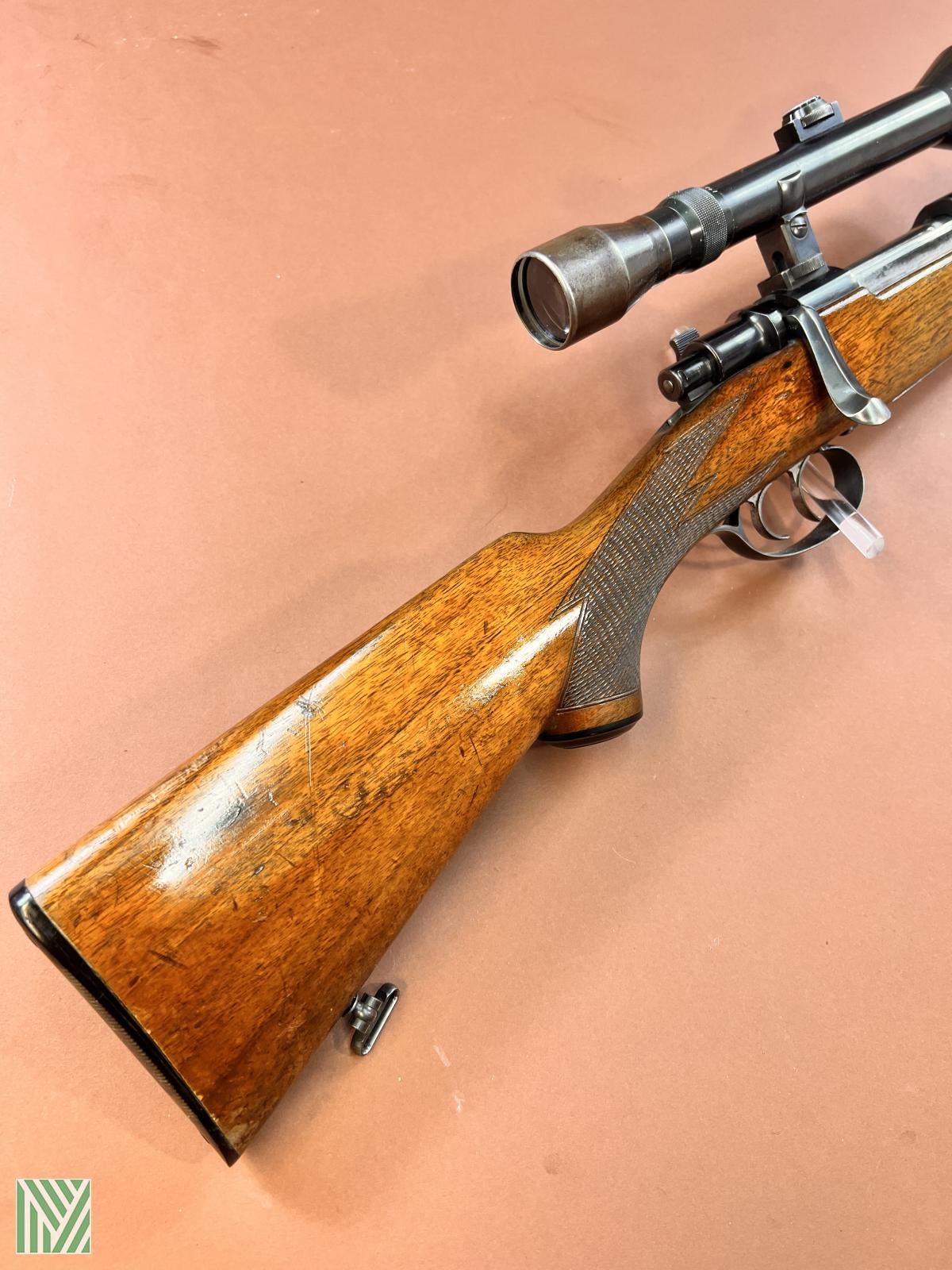 ZBROJOVKA BRNO Stutzen 8x57JS traumhafter Schlossgang! Kostenloser ...