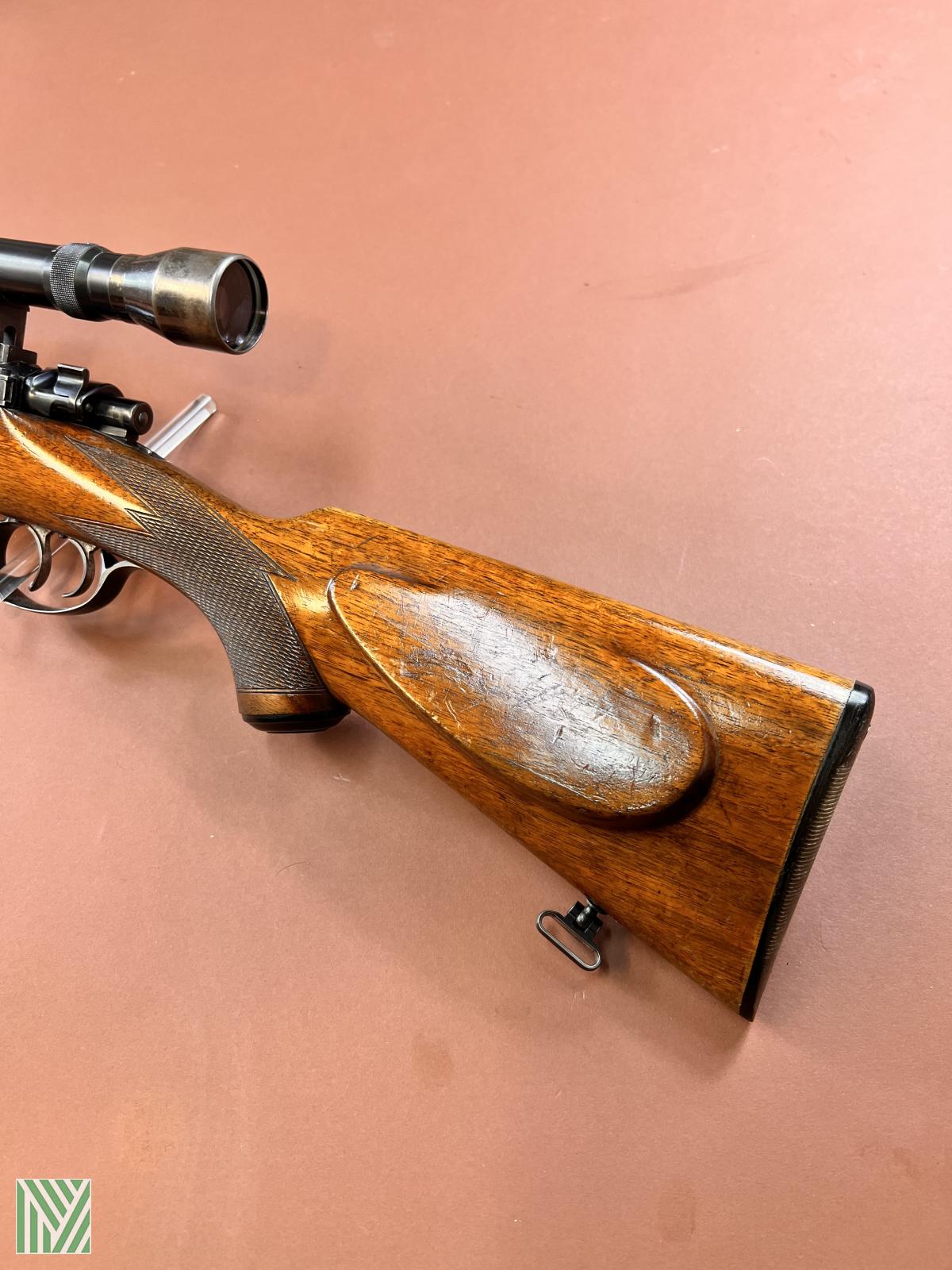 ZBROJOVKA BRNO Stutzen 8x57JS traumhafter Schlossgang! Kostenloser ...